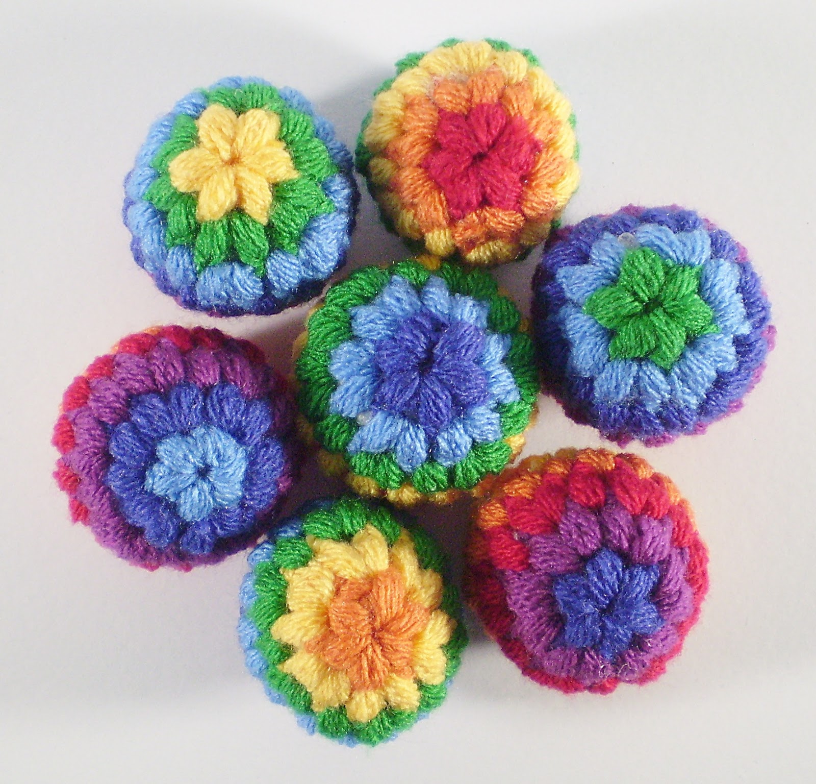 Frankie's Knitted Stuff: Puffballs