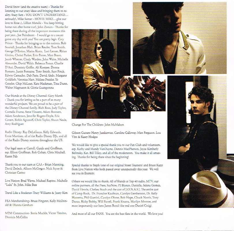 Encarte: Jonas Brothers - A Little Bit Longer - Encartes Pop