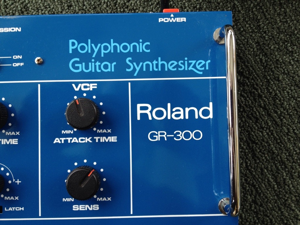 MATRIXSYNTH: Roland GR300 Polyphonic Guitar Synthesizer