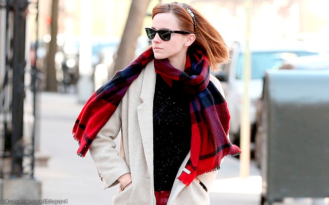 Emma Watson Updates: Emma Watson walking home in NYC [April 05, 2013]