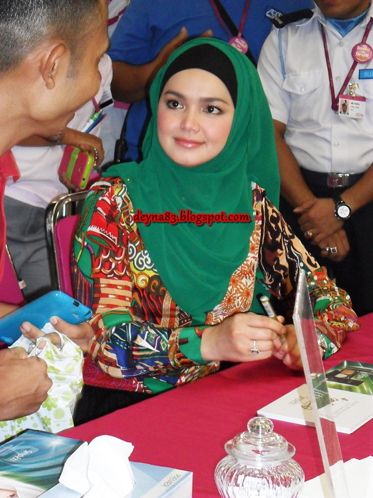 deyna83: Jumpa Siti Nurhaliza Di Aeon Wangsa Maju (Alpha Angle)-Part 2