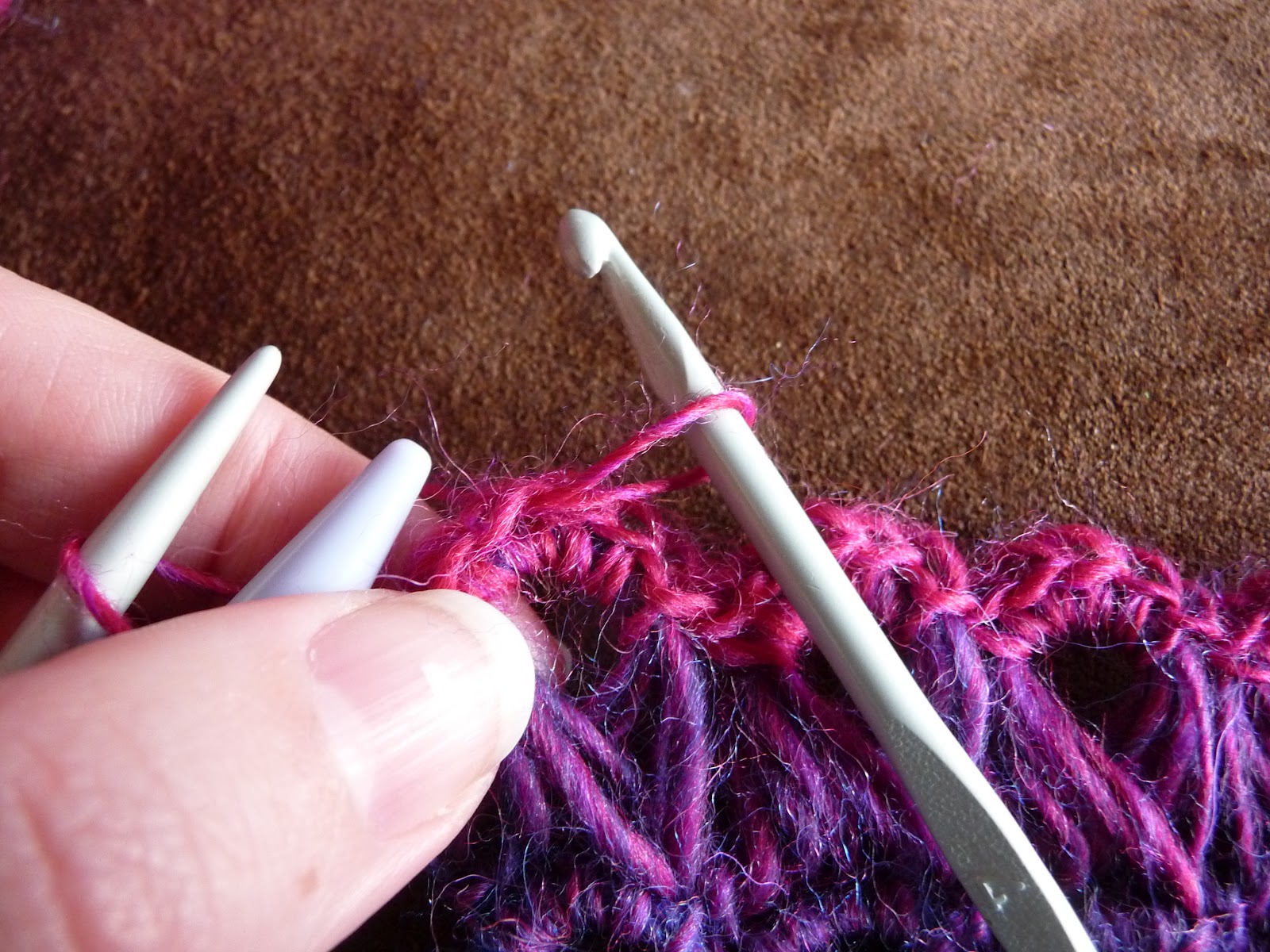 RiannesHaaksels: Stokhaken of bezemsteel breien