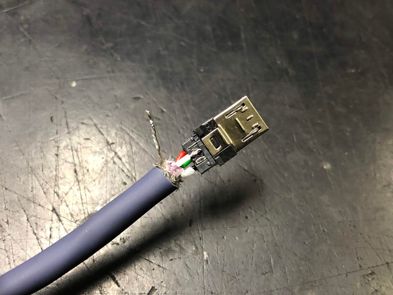 オヤイデ電気ショップブログ: 【DIY講座】『USBケーブル』を自作する！≪USB-MicroBタイプ編≫