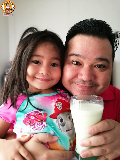 THE PICKIEST EATER IN THE WORLD: HAPPINESS IS A GLASS OF ALASKA MILK!