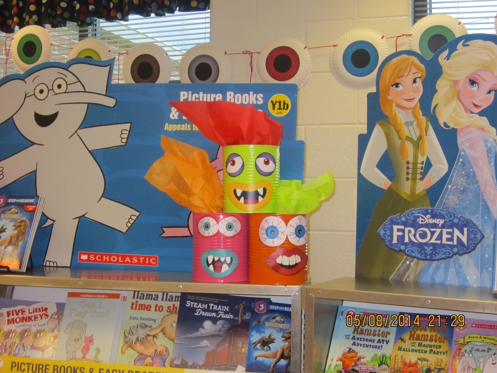 Miss Liberry Teacher: Monster Book Fair
