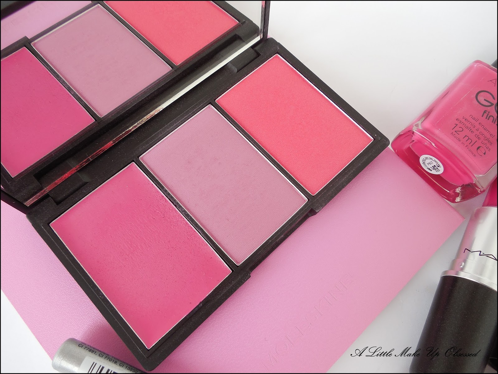 Moje boje: Pink - a little make up obsessed
