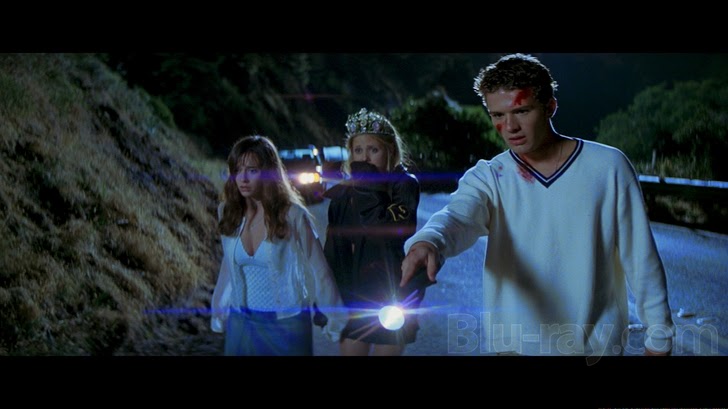 Staystillreviews: Best summer themed horror movies!