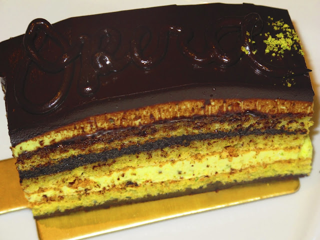 NoSetMenu: Opera Cake, Pistachio Opera