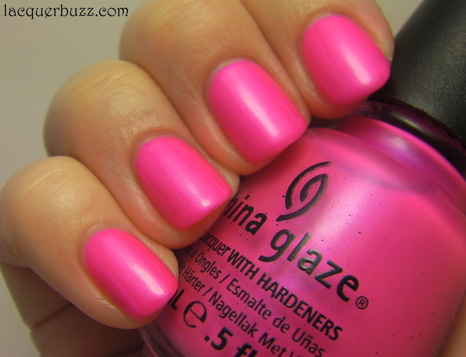 Lacquer Buzz: China Glaze Hang-Ten Toes and Hello Kitty stamping