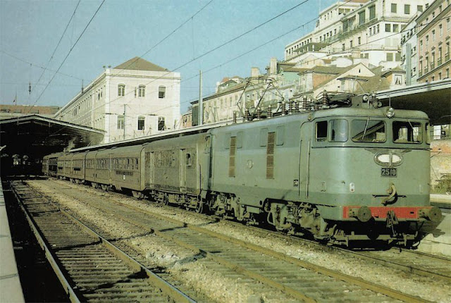 Histórias com História: 160 ANOS DE COMBOIOS EM PORTUGAL