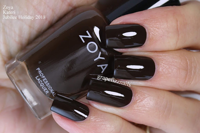Grape Fizz Nails: Zoya Jubilee Holiday 2018