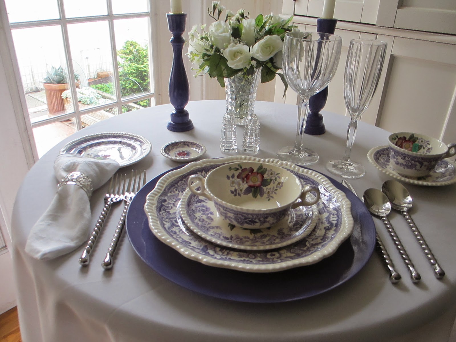 Table for One: Spode Mayflower Table for One