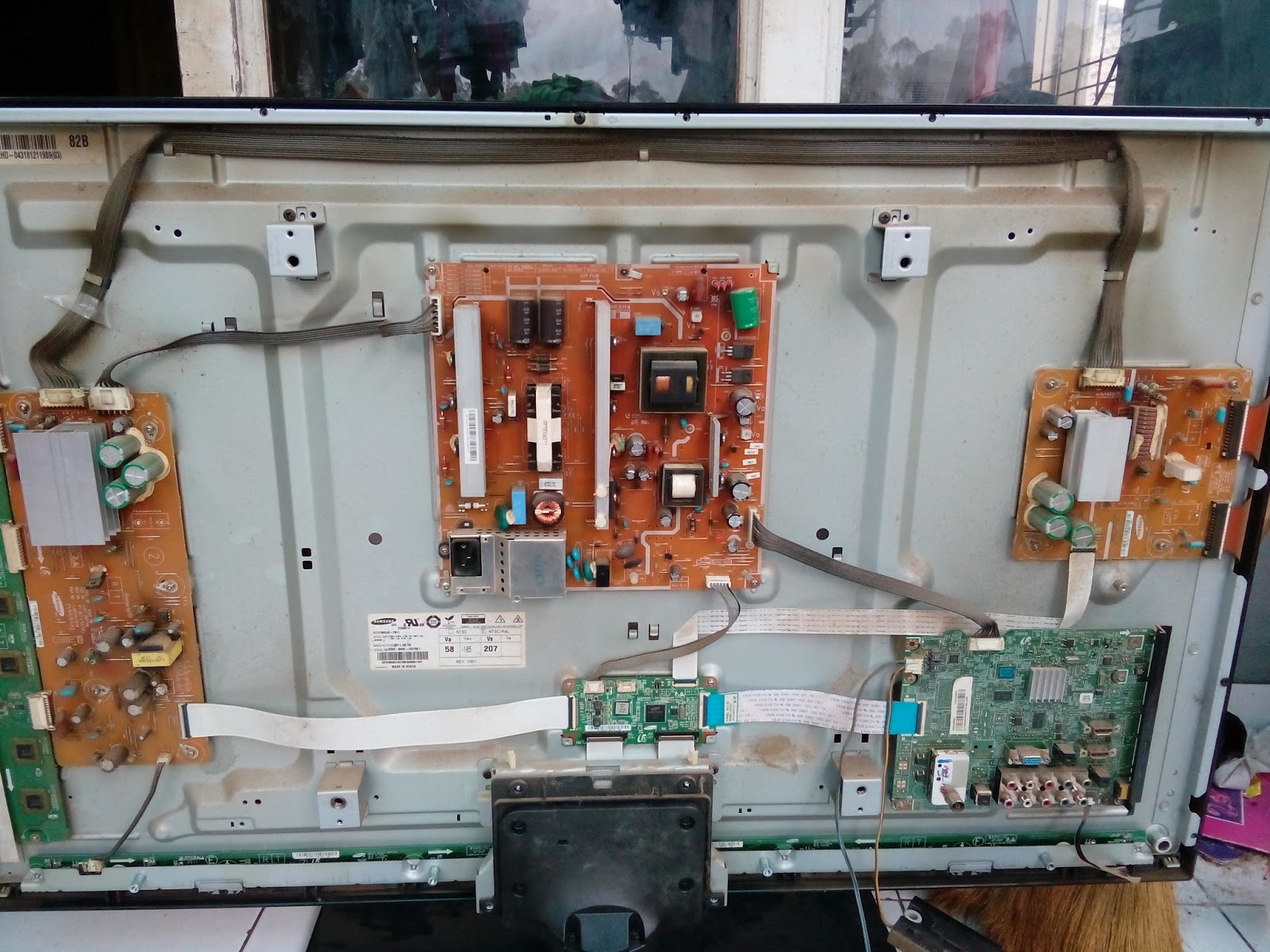 SERVICE TV PLASMA BANDUNG 085659635073: Dibeli LCD atau LED yang rusak