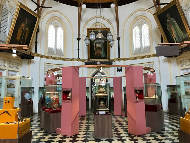 Kolhapur Travel Guide: Places to visit in Kolhapur