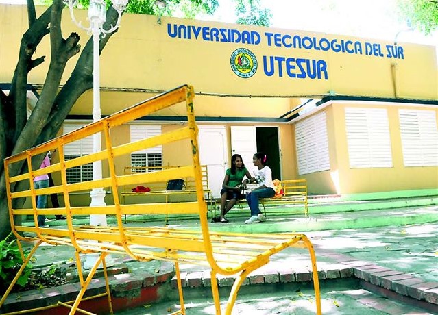 Universidad UTESUR llega a PLC y estas son las carreras que ofrece