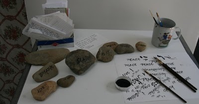 susangaylord.com: Studio Sunday-Writing on Rocks