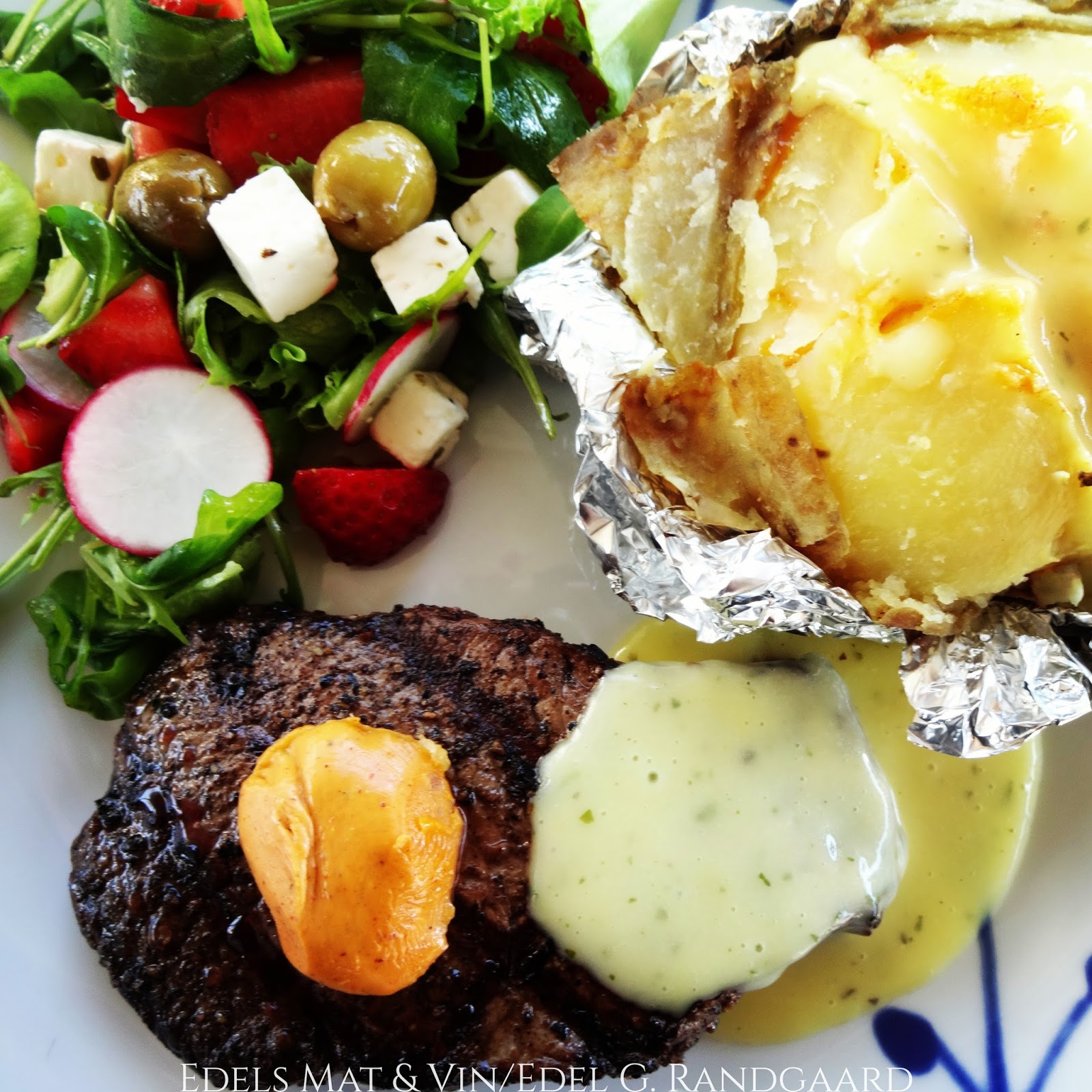 Edels Mat : Grillet peppermarinert biff med bakt potet & bearnaise