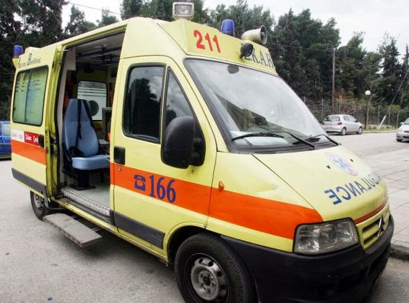 ΠΡΙΝ ΛΙΓΟ... ΤΡΑΓΩΔΙΑ ΣΕ ΛΟΥΝΑ ΠΑΡΚ ΣΤΟ ΕΛΛΗΝΙΚΟ...!!! ΝΕΚΡΟΣ 13ΧΡΟΝΟΣ ...
