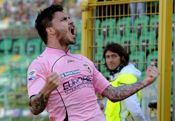 La Galeria del tio bueno: Mauricio Pinilla