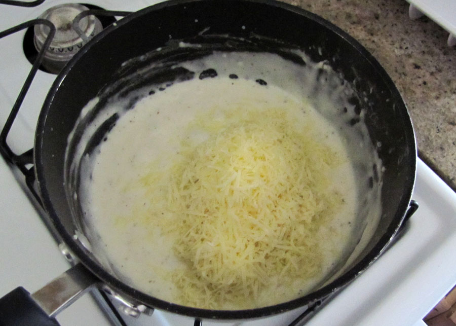 Smells Like Food in Here: Cheesy Artichokes, Cauliflower and Red Pepper