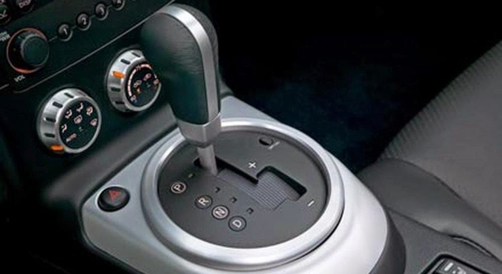 Otomotif: Kelebihan dan Kekurangan Mobil Transmisi Automatic