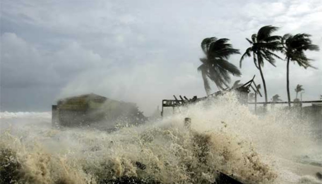 bradpetehoops: Storm Surge hit Metro Manila