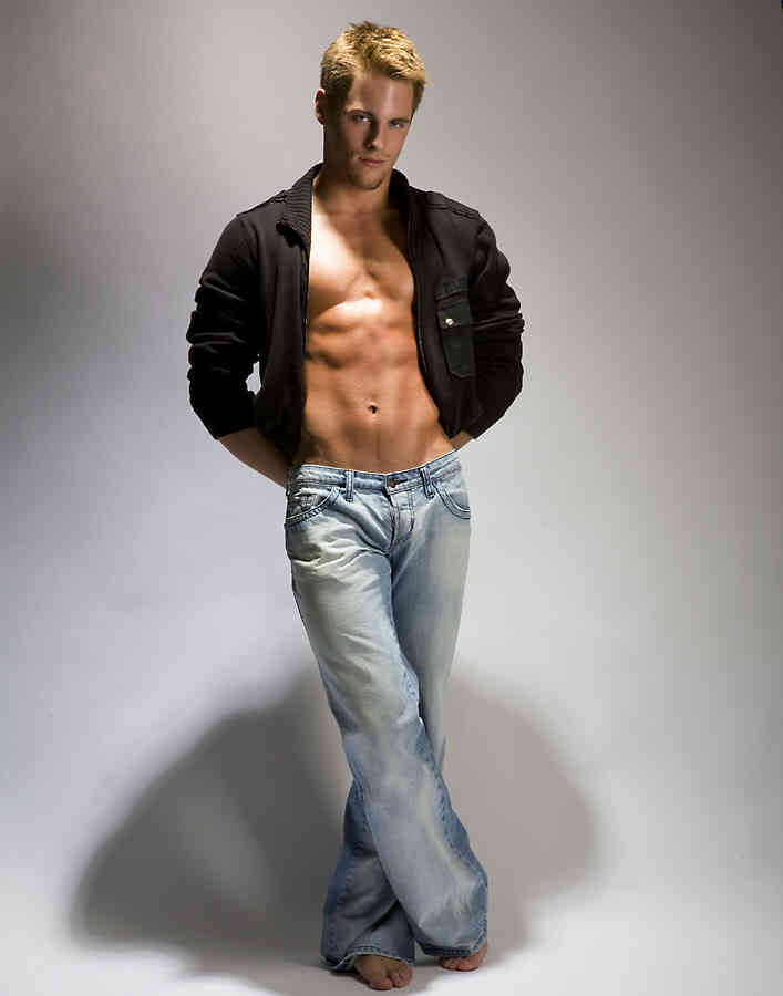 Cory Drouillard by Tom Cullis | Oh yes I am