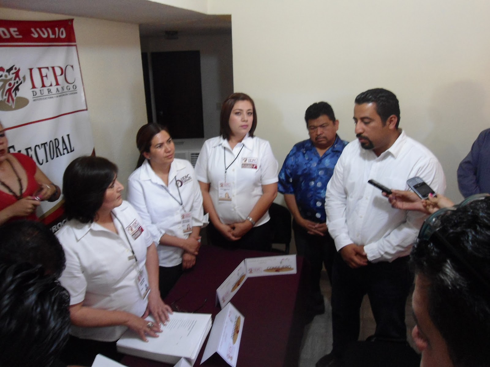 DE LA TORRE INFORMA: Sé registro ángel luna puente, como candidato de ...