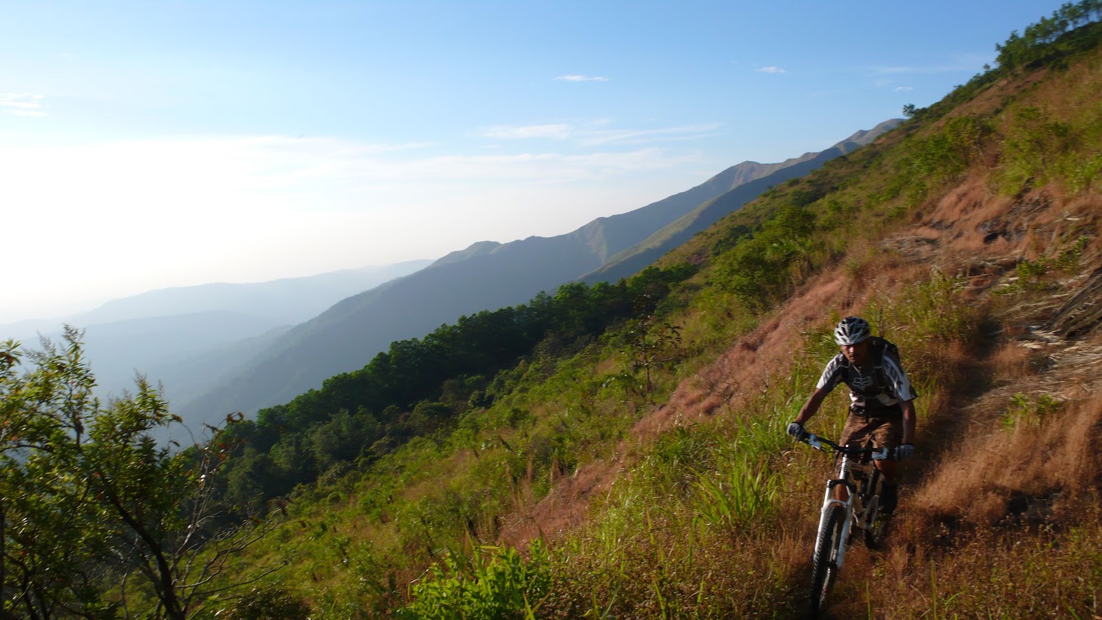 Mountain Biking India: Cobra Trail