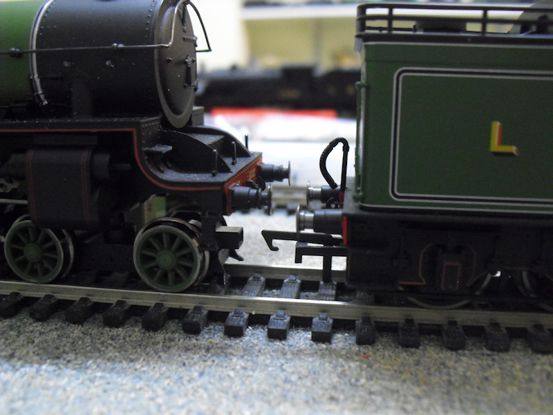 THE BRITISH RAILWAY STORIES LTD: "Thompson B3/3: a tonic for insomnia"