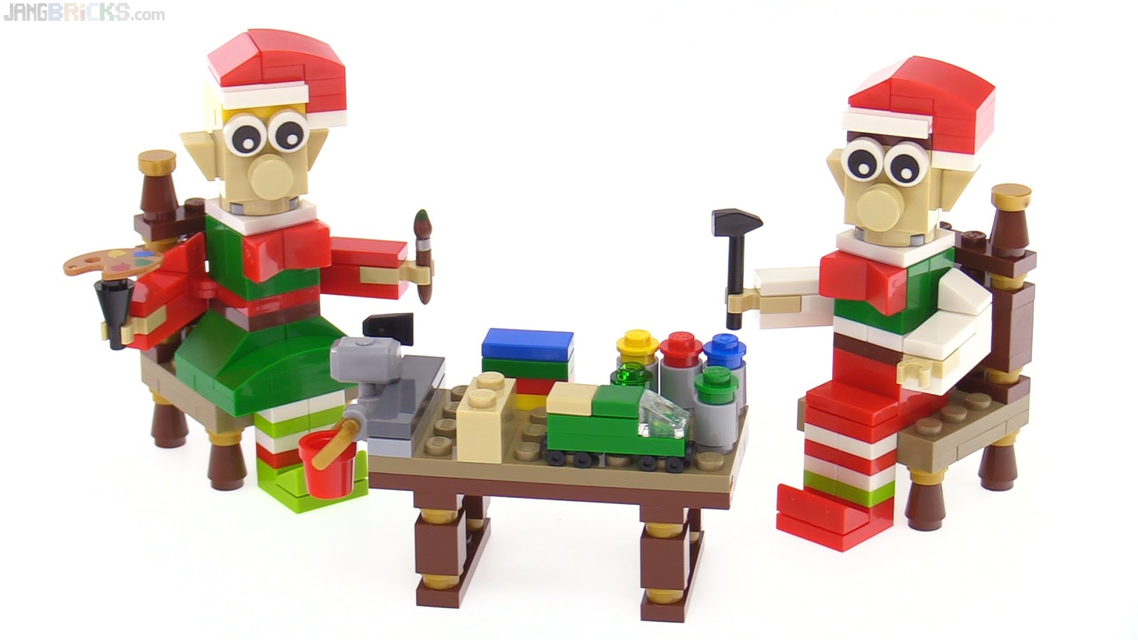 LEGO holiday seasonal sets: Santa & Little Elf Helpers