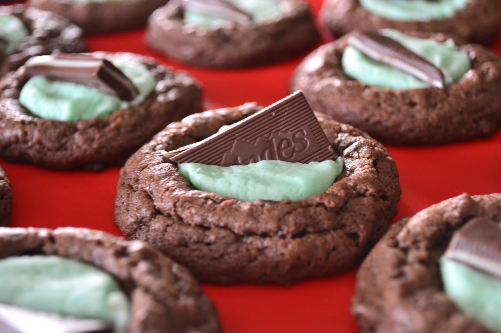 Cast Iron Stew: Grasshopper Pie Cookies