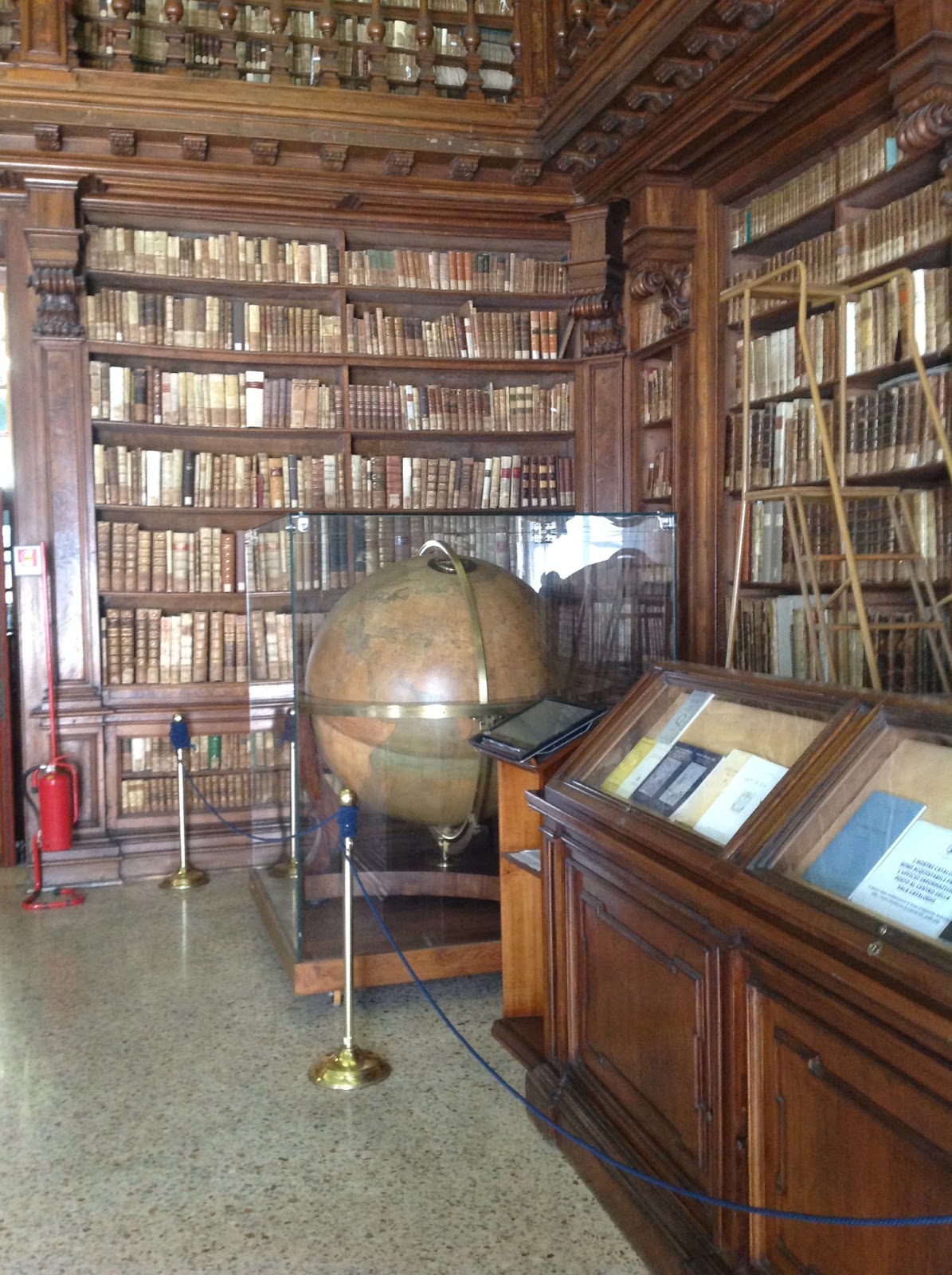 MILANO: BIBLIOTECA DI BRERA