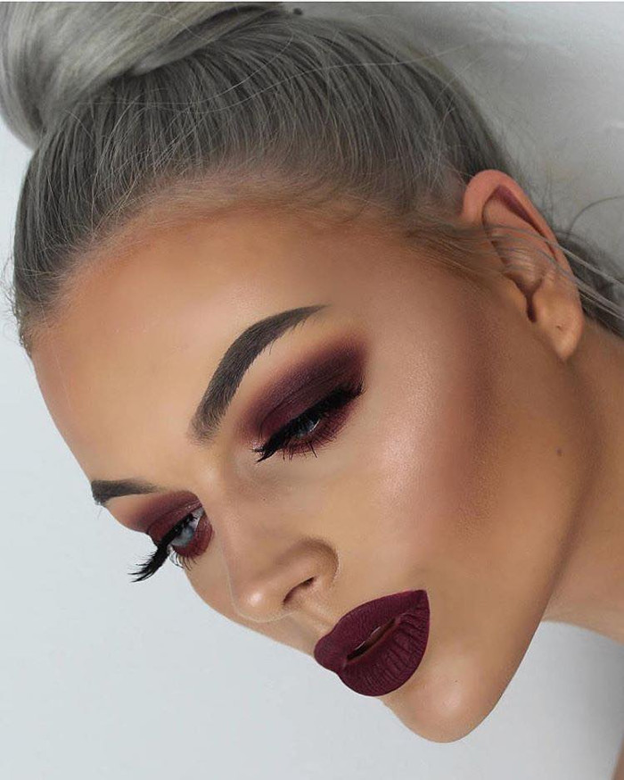 Would You Like to Show Off Your Dark Side With A Vampy Makeup? - Makeup