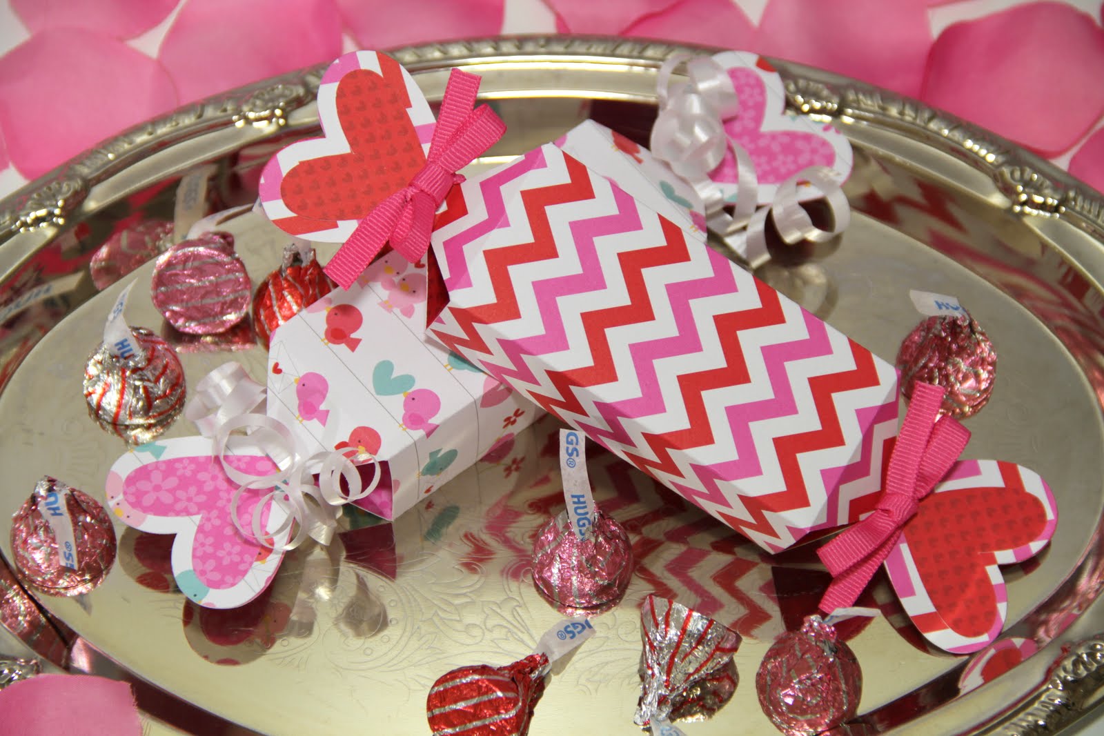The Paper Boutique: Valentine Crackers