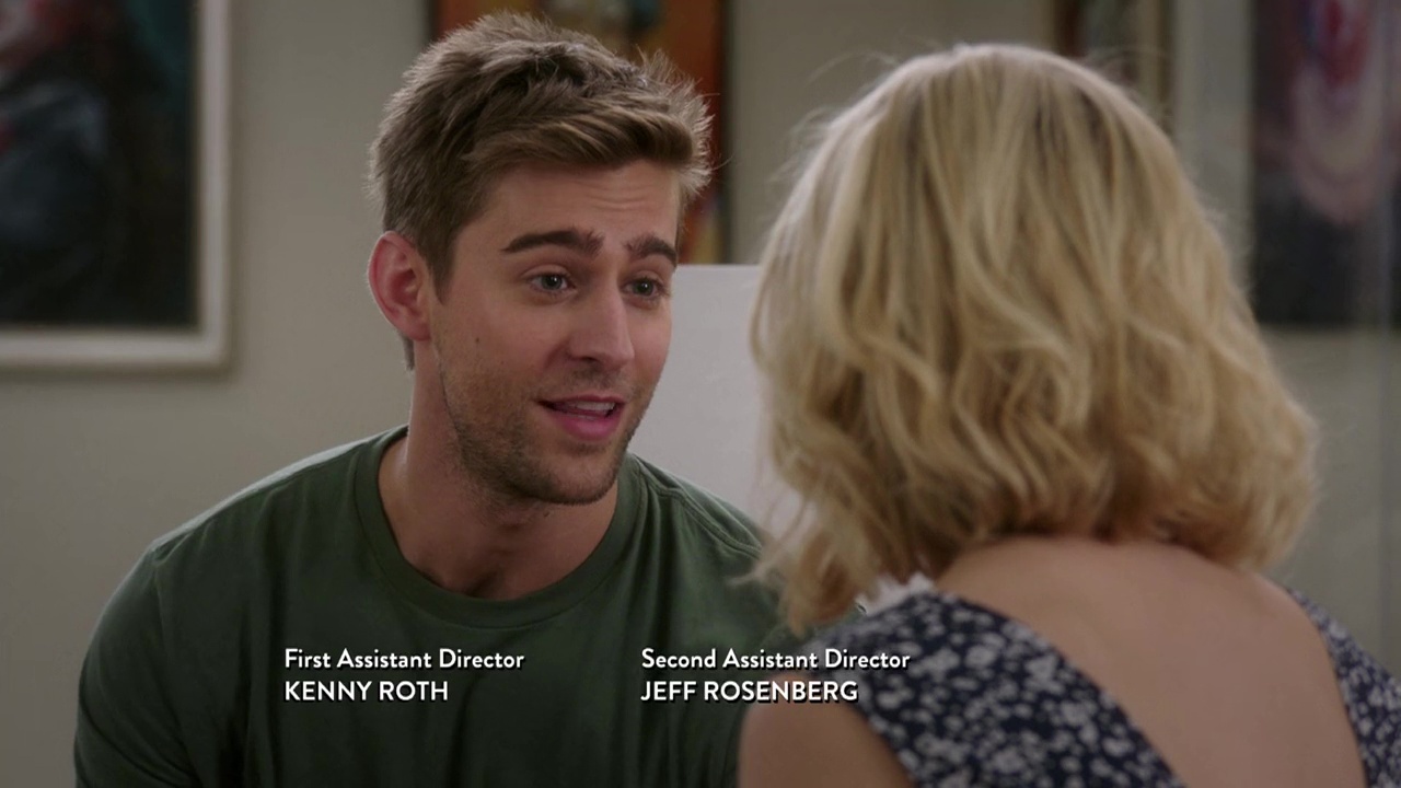 ausCAPS: Luke Guldan shirtless in The Good Place 1-13 "Michael's Gambit"