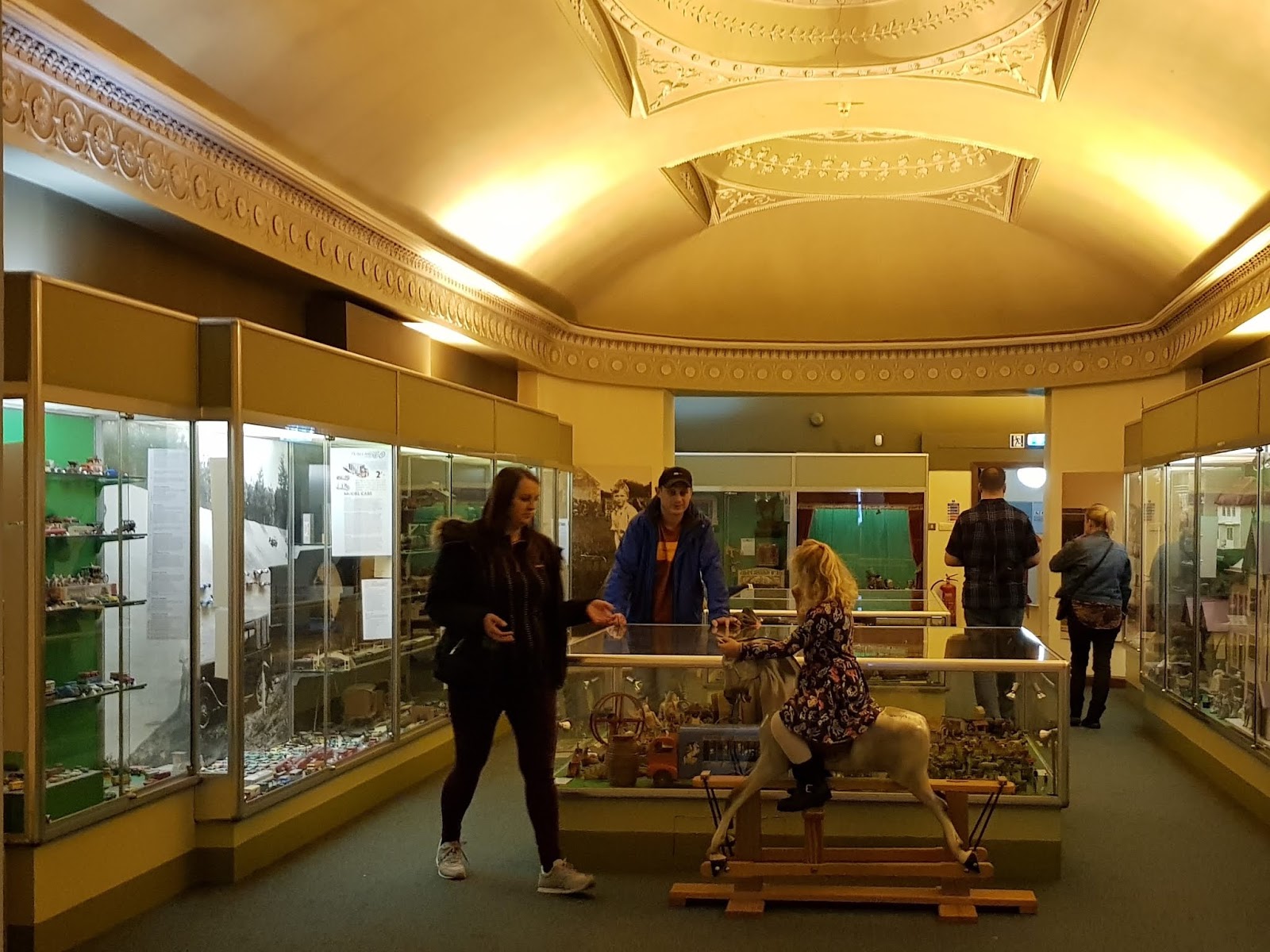 Edinburgh and Us: Attractions in Edinburgh: The Museum of Childhood