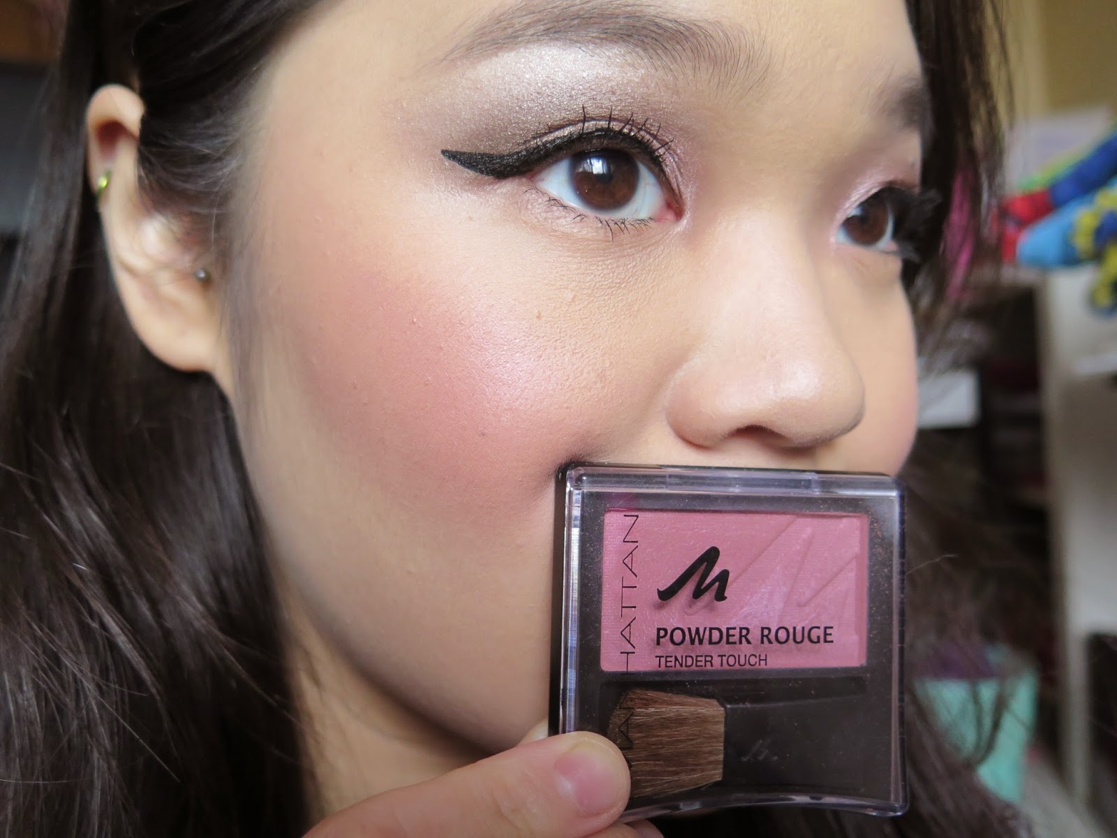 The Blackmentos Beauty Box: Review: Manhattan Powder Rouge Tender Touch ...