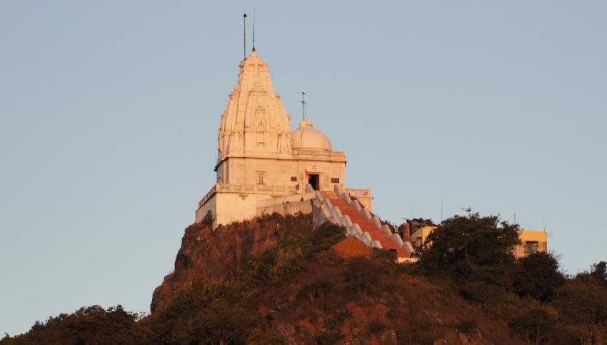 Web Page Dedicated to Jainism: Sammed Shikharji