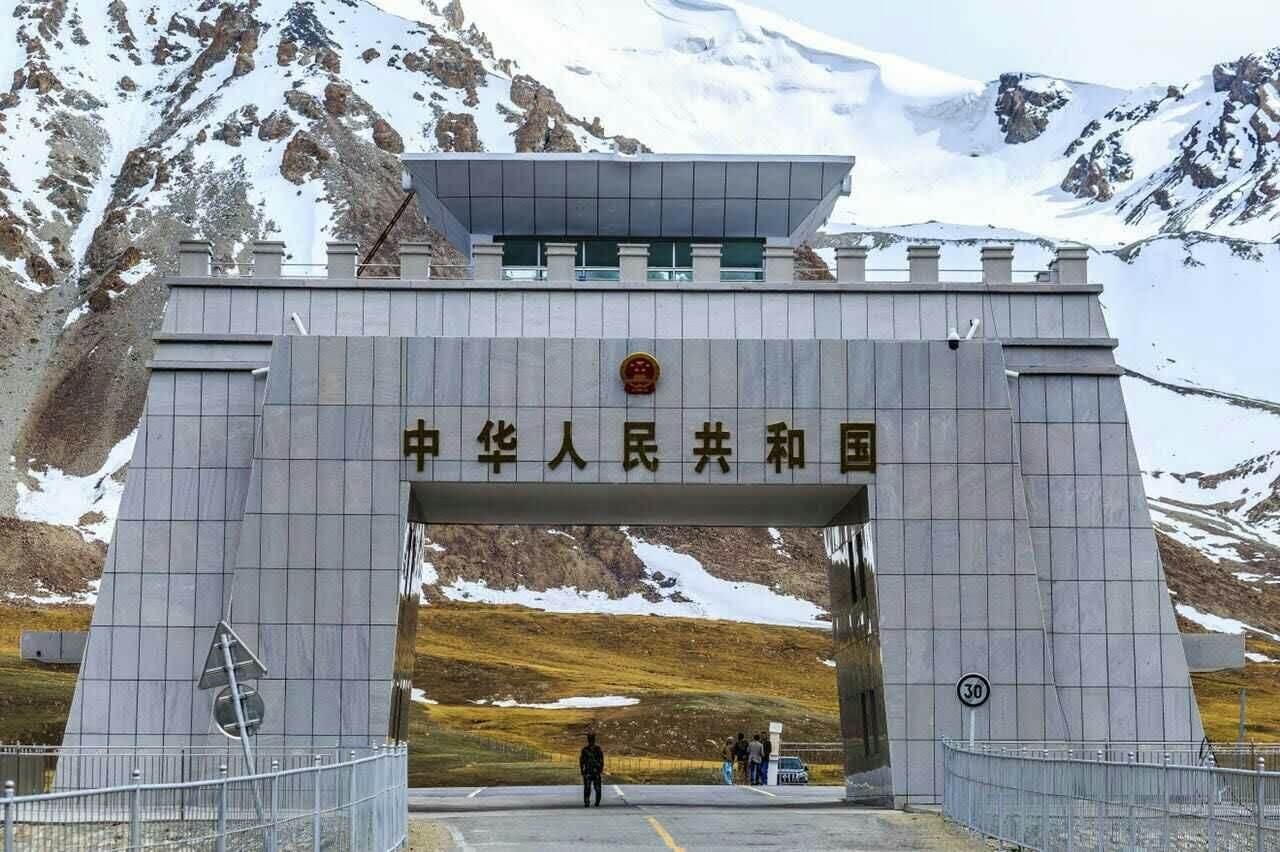 Pakistan-China Border / Khunjerab Pass - Trango Tours