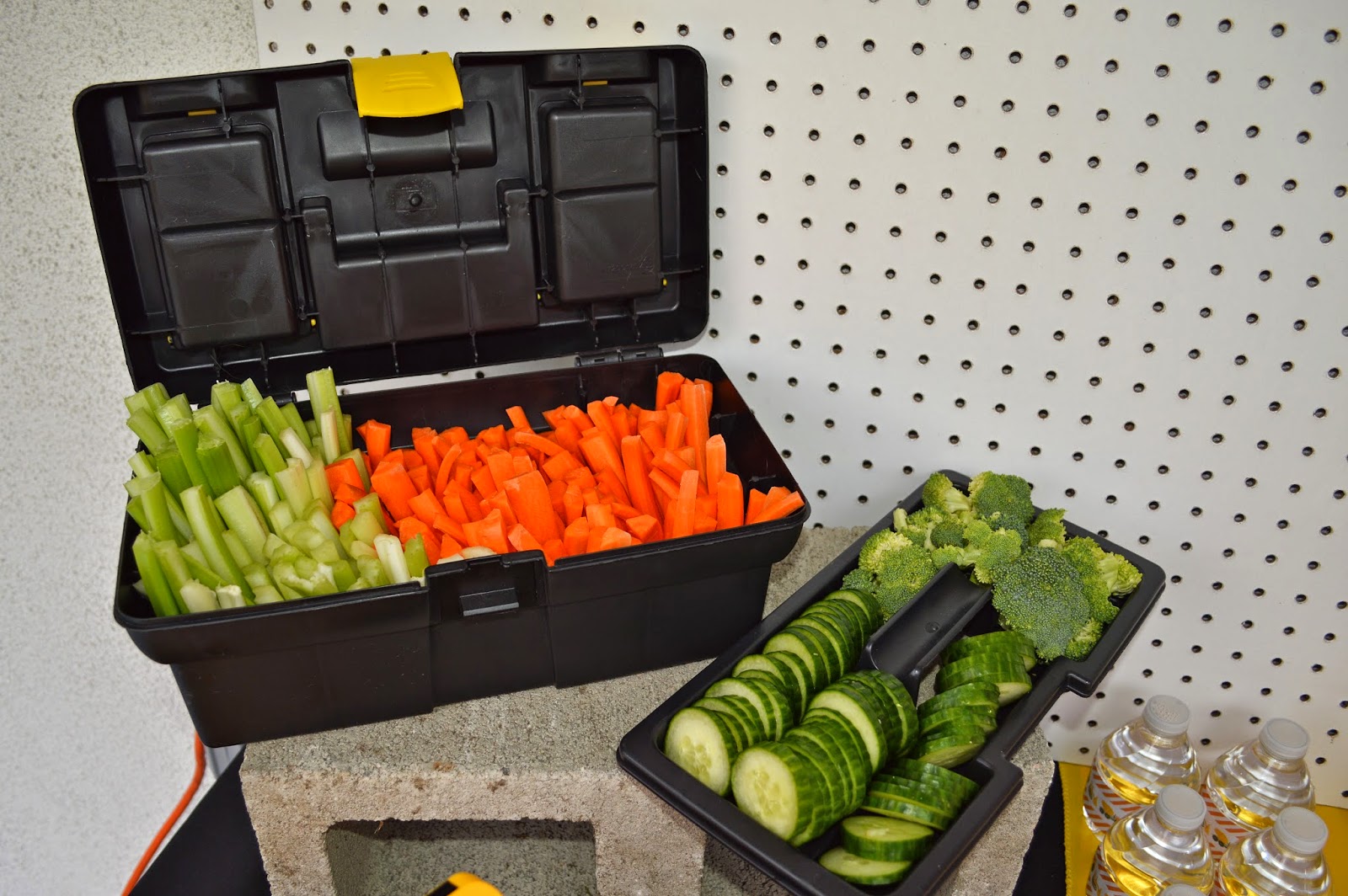 It's Ella's World Now: Everett's Construction Truck & Tool Party