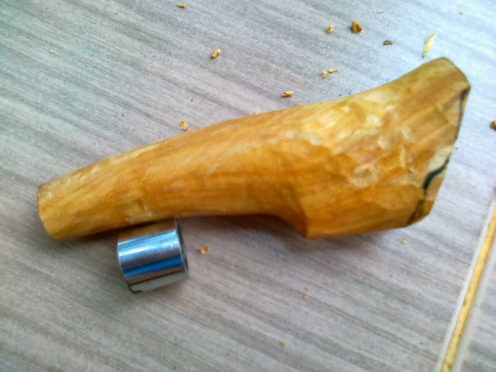 Besi,Kayu,Batu dan al-kisah...: Hulu golok / pisau melapah.