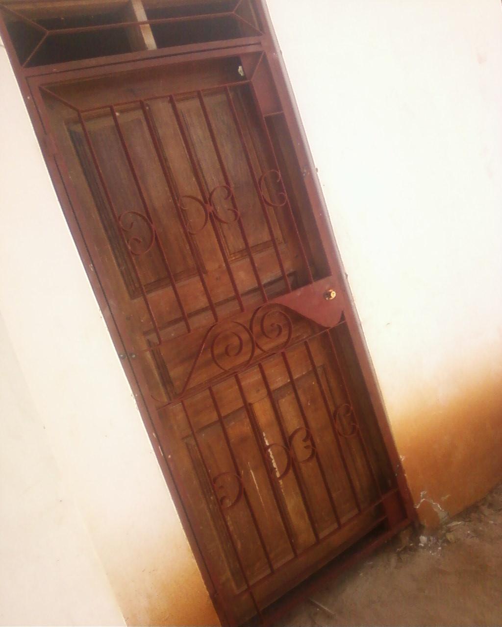 Savei Metal Art & Aluminium Works: Grill za milango