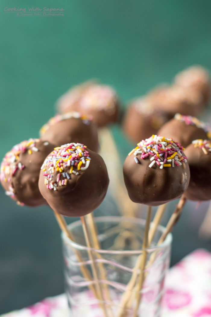 Cake Pops - Cooking With Sapana