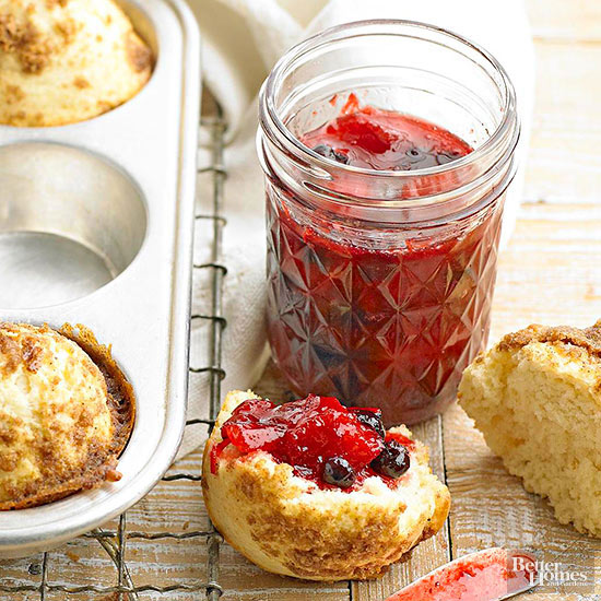 Canning Granny: We Be Jammin'... Very Berry Rhubarb Jam