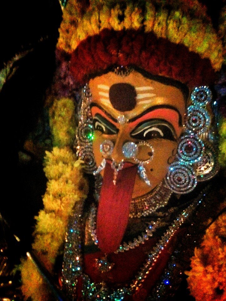 SRI'S NEWSLETTER: HOW TO WORSHIP KALI MA
