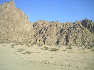 Keajaiban Gunung Magnet Di Madinah ~ SEJARAH