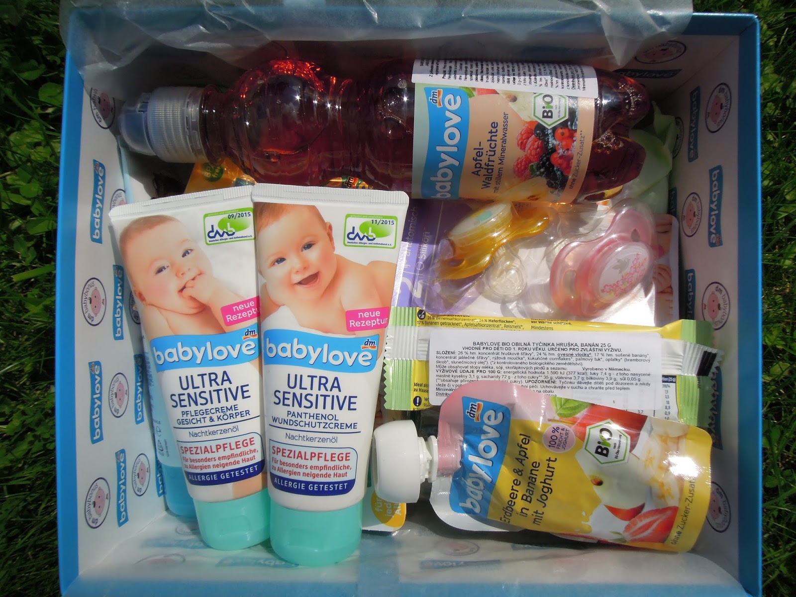 Můj fialový svět BLOG: otevíráme: Baby dm box srpen 2016 / 20 let babylove