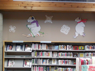 Fussy Hen at the Library: Wall Displays - Polar Bears