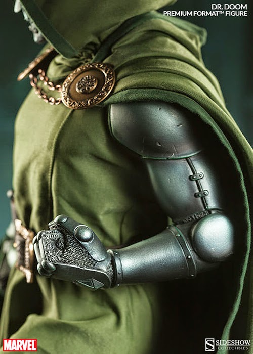 Hot Toys / Sideshow Collectibles - Escala 1/6: Dr Doom Premium Format ...